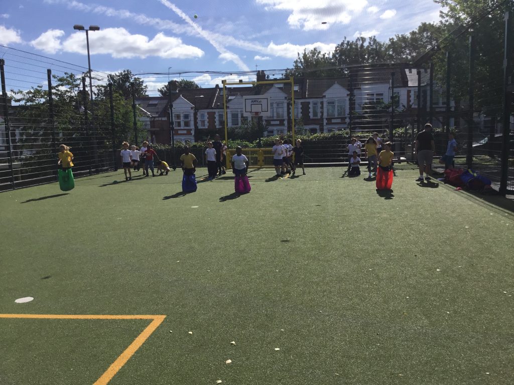 4C getting ready for Sports Day - Sherington Primary School