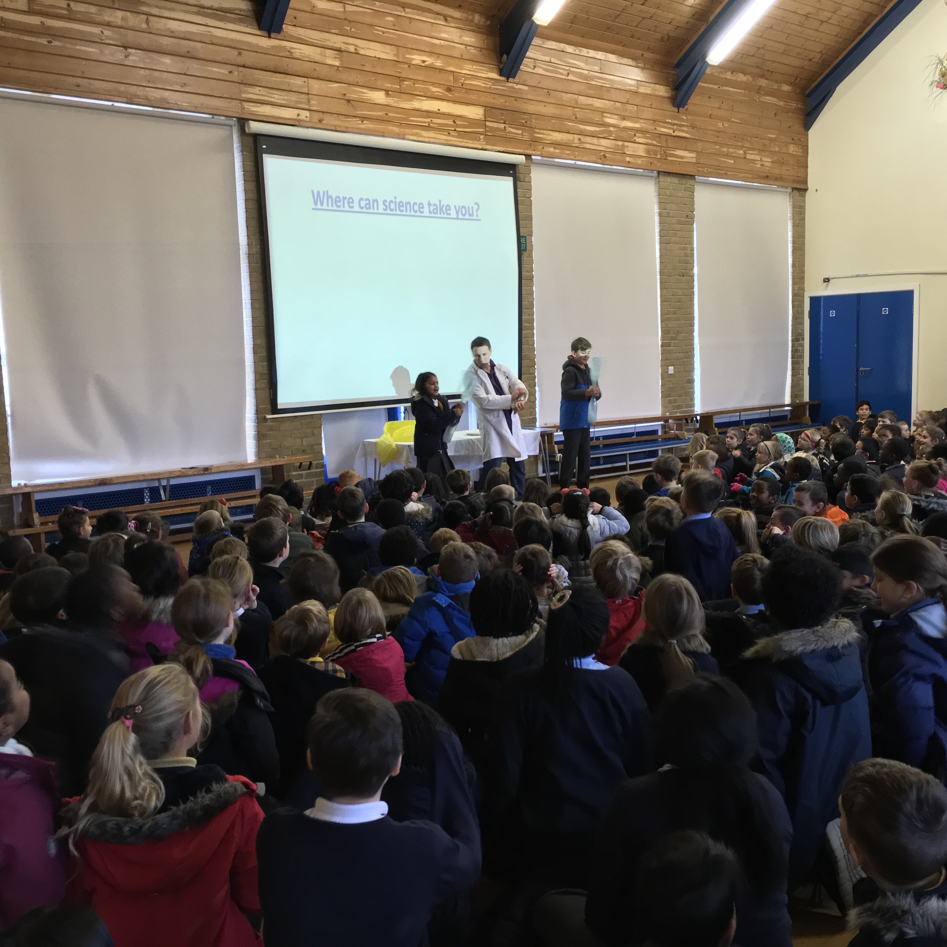 Mad Scientists thrill Sherington - Sherington Primary School